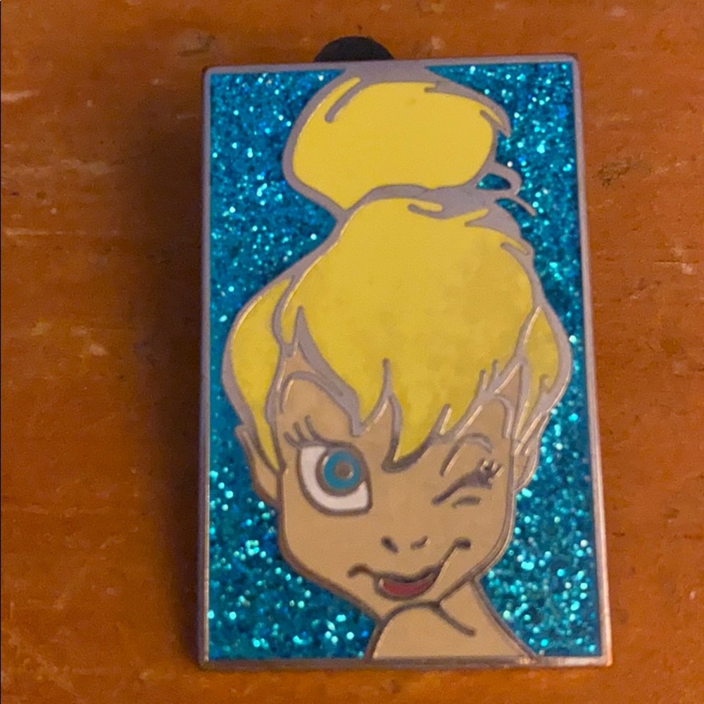 Tinkerbell Pin Brooch Authentic From Disney - Gem